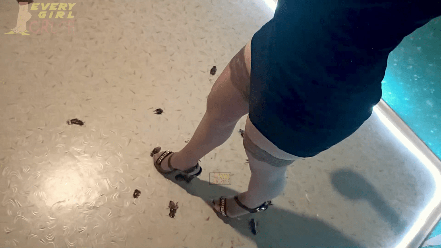 Dawn Flattens Grubs - EVERYGIRL CRUSH